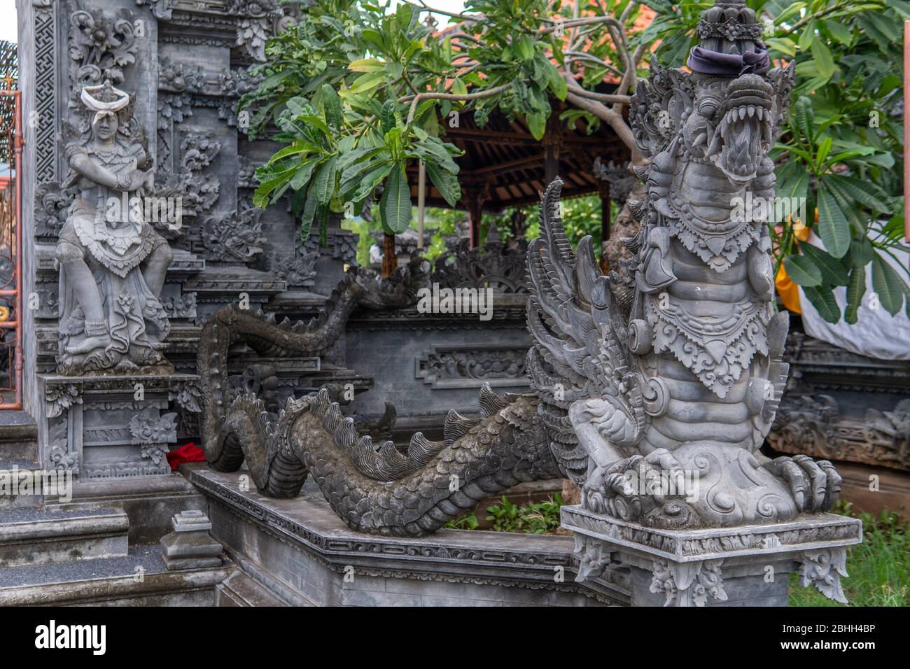 Bali temple decorations hi-res stock photography and images - Alamy