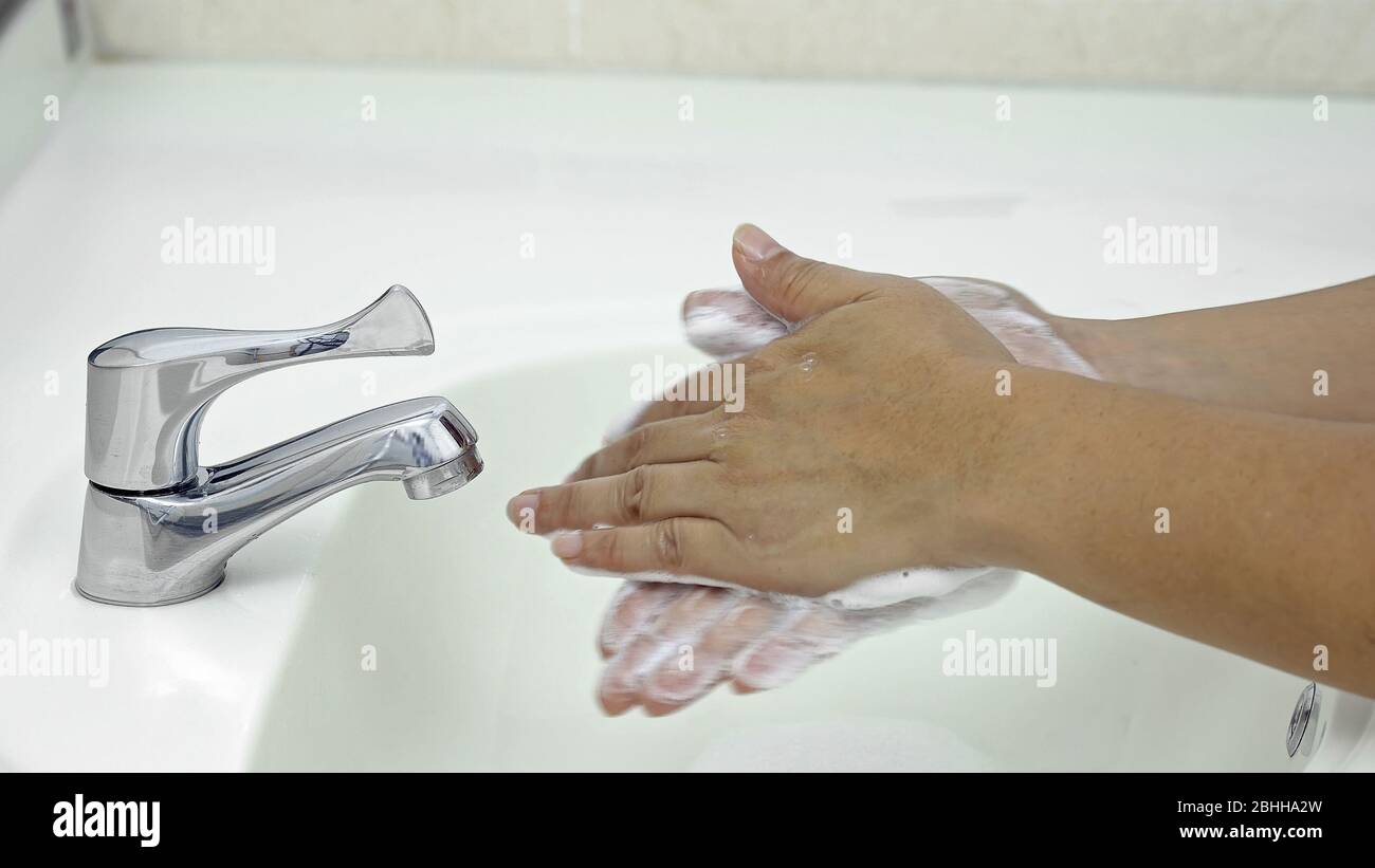 7 steps hand washing - Step 1/7 Rub Palm Together, protection from ...