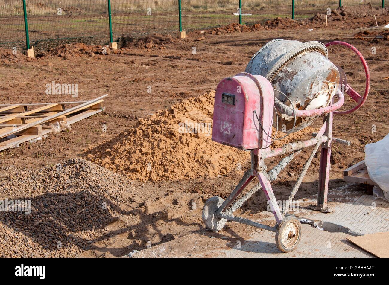 Old cement mixer hi-res stock photography and images - Alamy