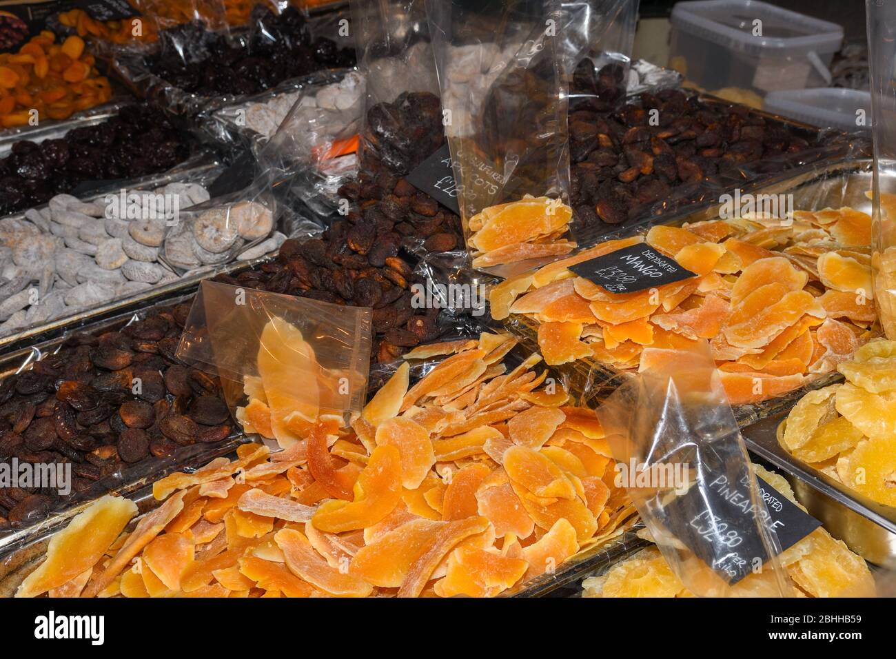 Fruits nuts grand bazaar istanbul hi-res stock photography and images ...