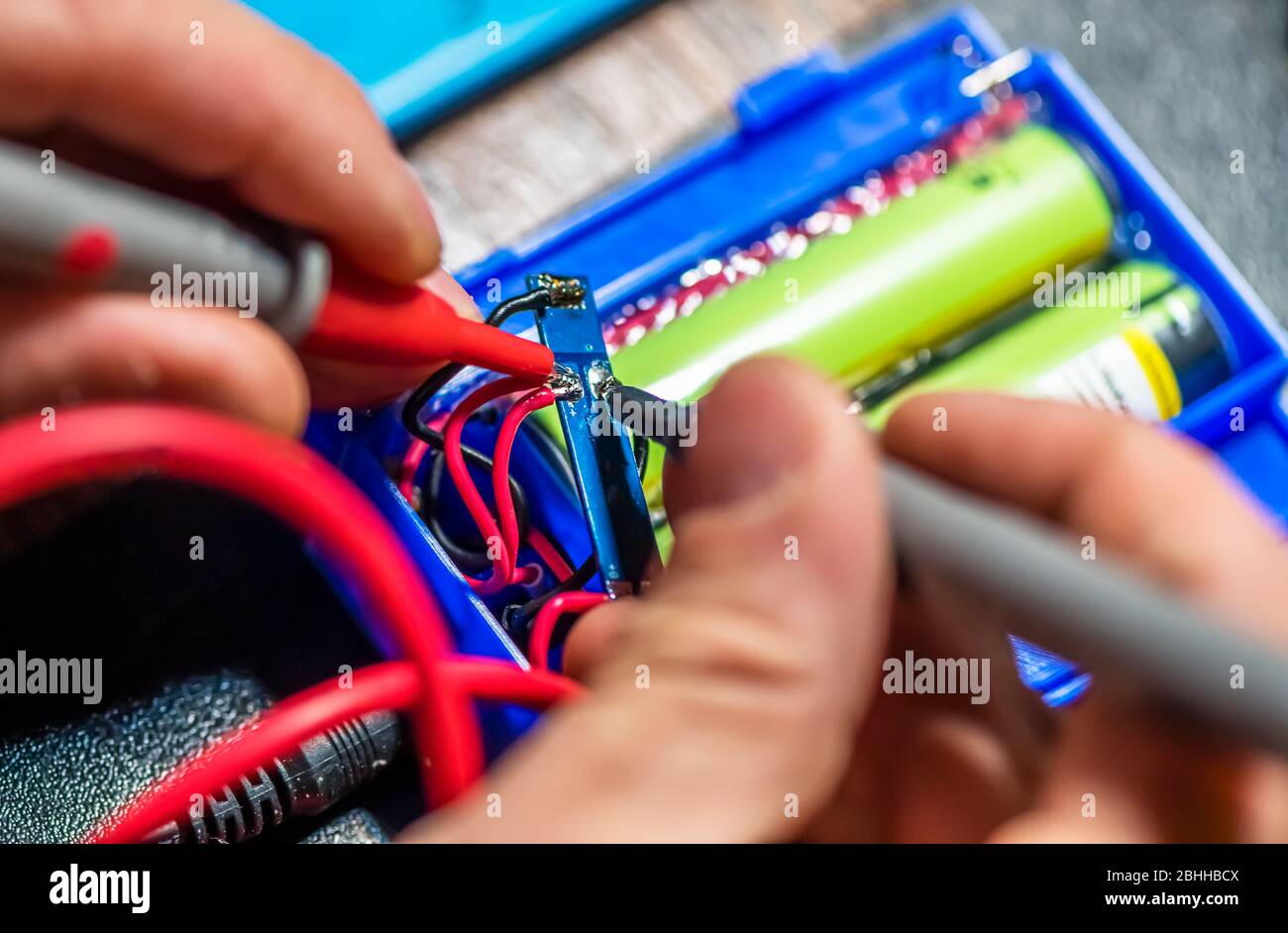 Battery wires hi-res stock photography and images - Alamy