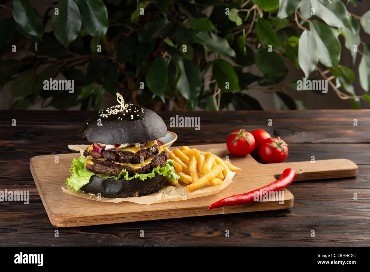 Black mamba table hi-res stock photography and images - Alamy