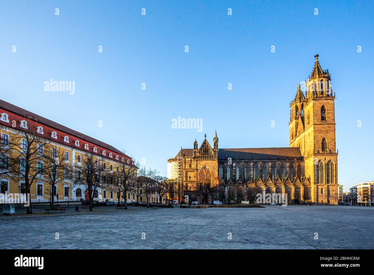 Cathedral and Square, Magdeburg, Germany Stock Photo - Alamy