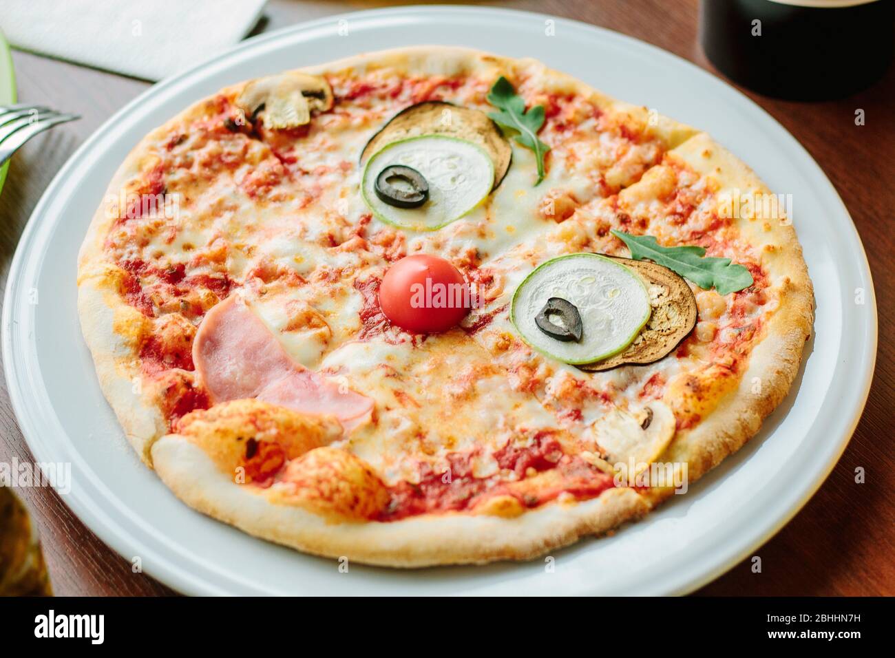 Funny face pizza for kids in a restaurant, great image for your needs ...