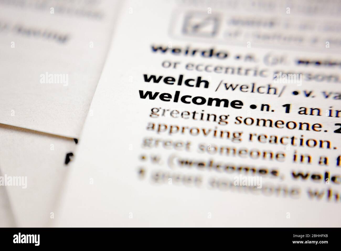 Word welcome magnifying glass hi-res stock photography and images - Alamy