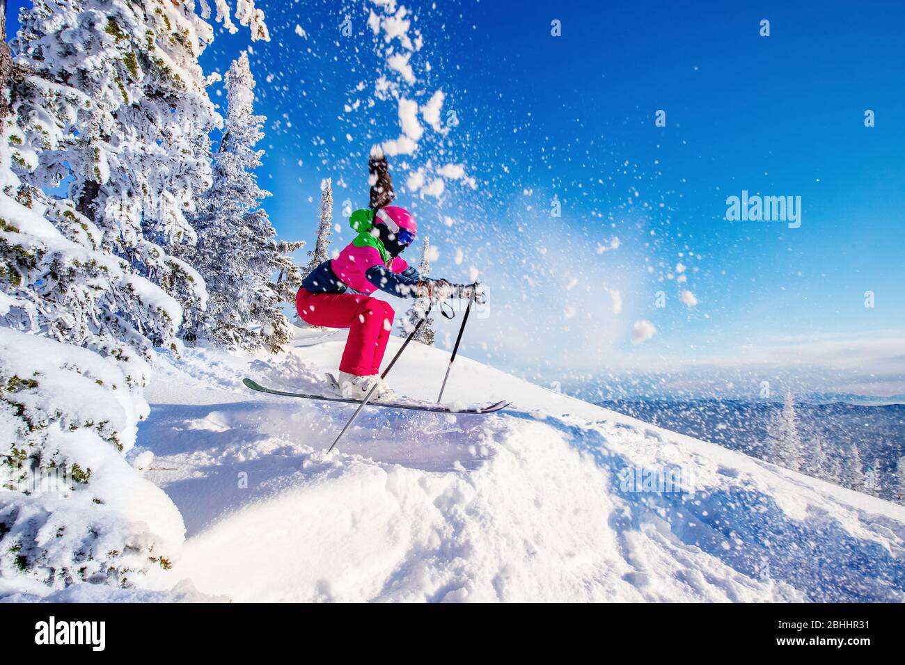 Freestyle skiing woman hi-res stock photography and images - Alamy