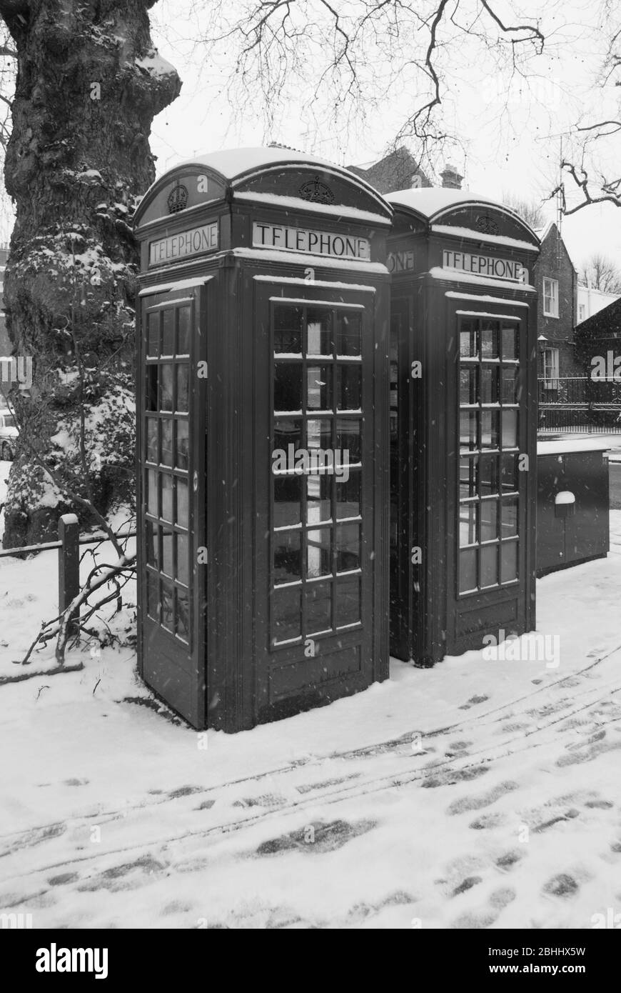 Old traditional telephone boxes hi-res stock photography and images - Alamy