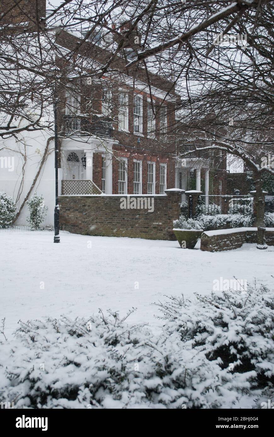 Snow Riverside River House Westcott Lodge, 22 Lower Mall, Hammersmith ...