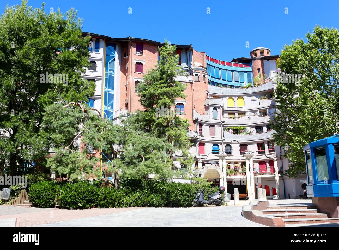 Schtroumph hi-res stock photography and images - Alamy