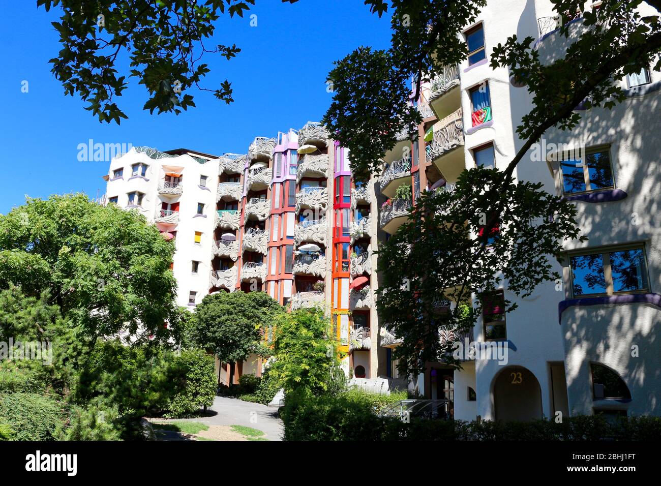 Schtroumph hi-res stock photography and images - Alamy