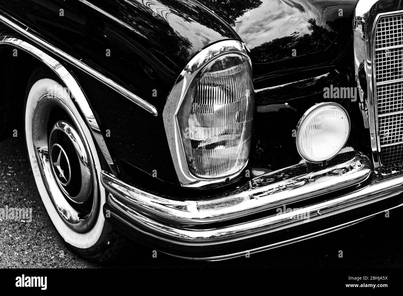 Photo mercedes Black and White Stock Photos & Images - Alamy