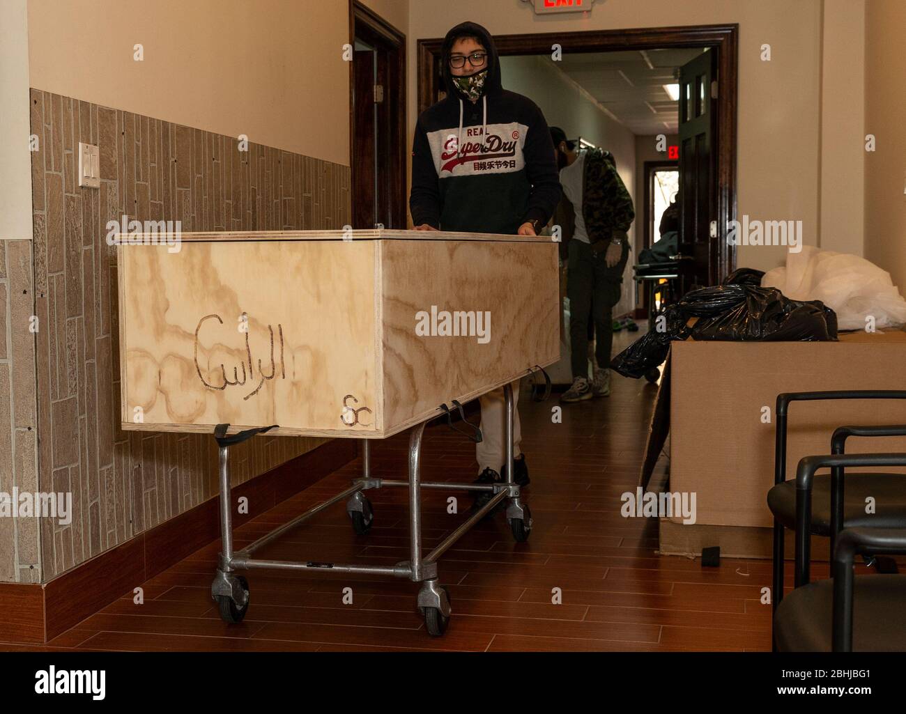 New York, United States. 25th Apr, 2020. Casket seen inside Al-Rayaan ...