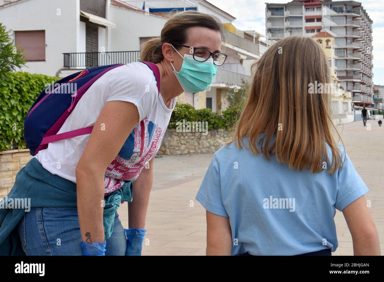 Mother daughter go out hi-res stock photography and images - Alamy