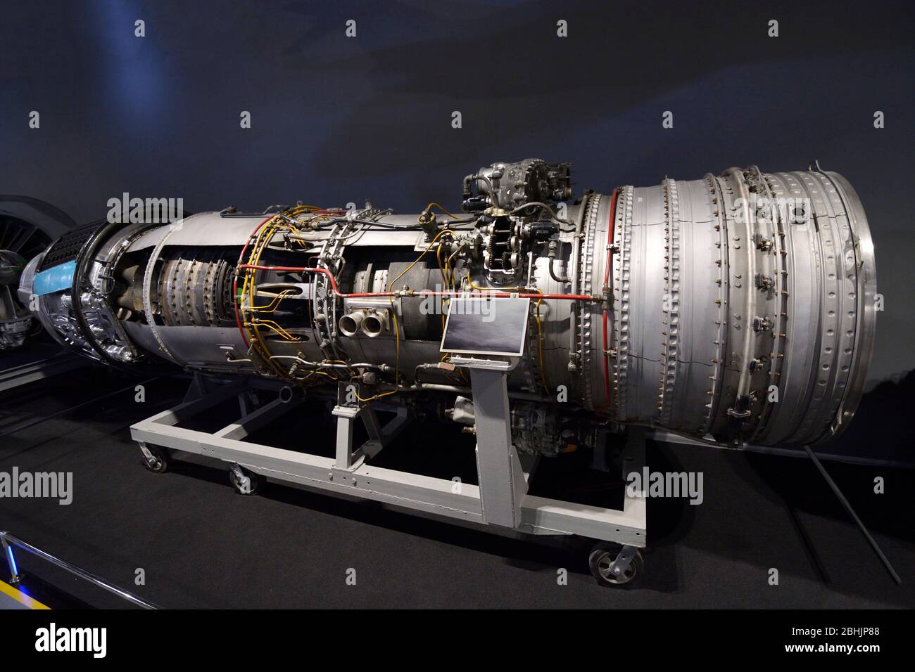 Turboprop aircraft engine set on stand Stock Photo - Alamy
