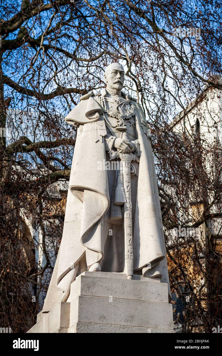 A statue of George V with ceremonial sword outside the Houses of ...