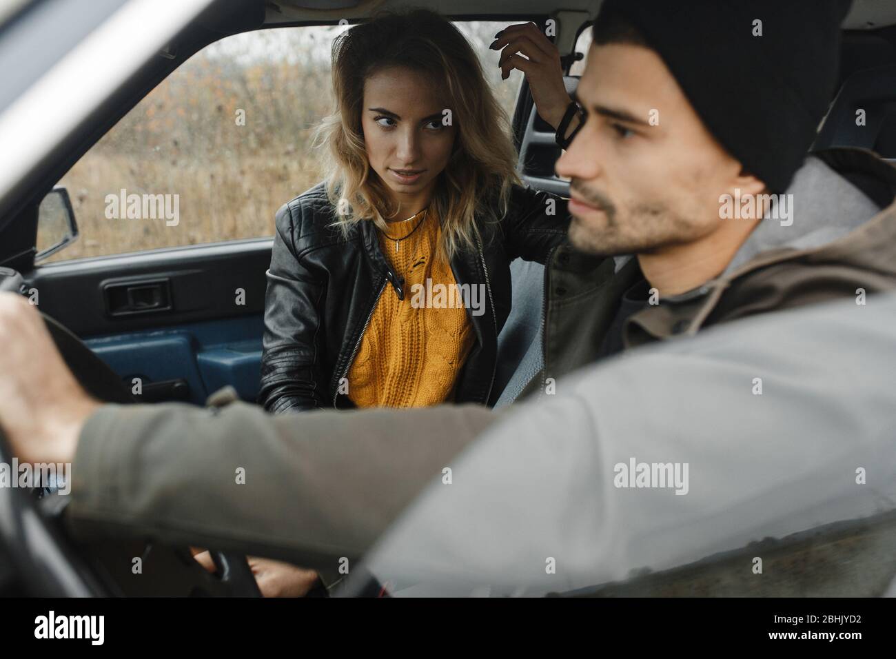 Woman arguing with her man in the car. Real life Stock Photo - Alamy