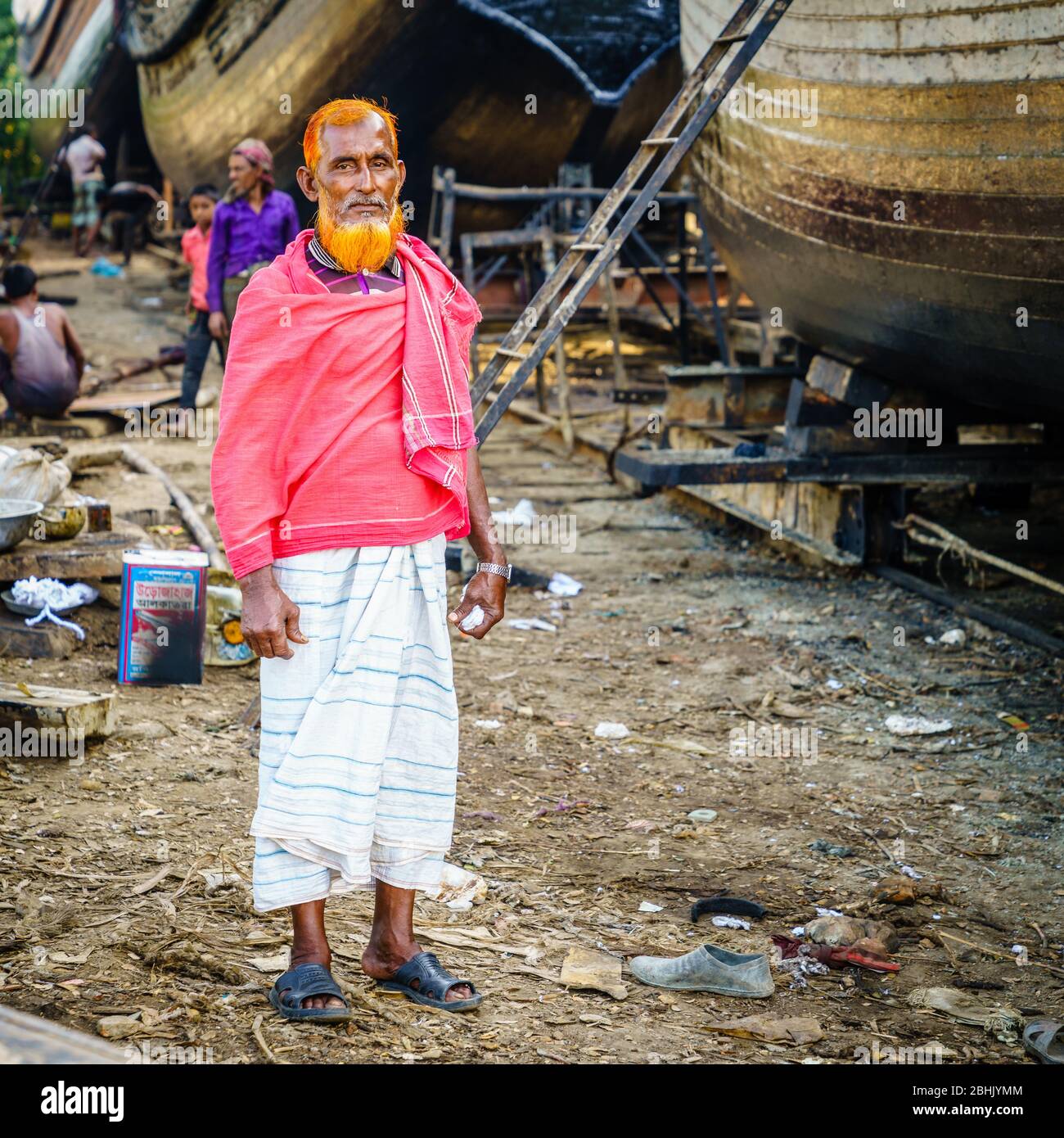Bengali traditional clothes hi-res stock photography and images - Alamy