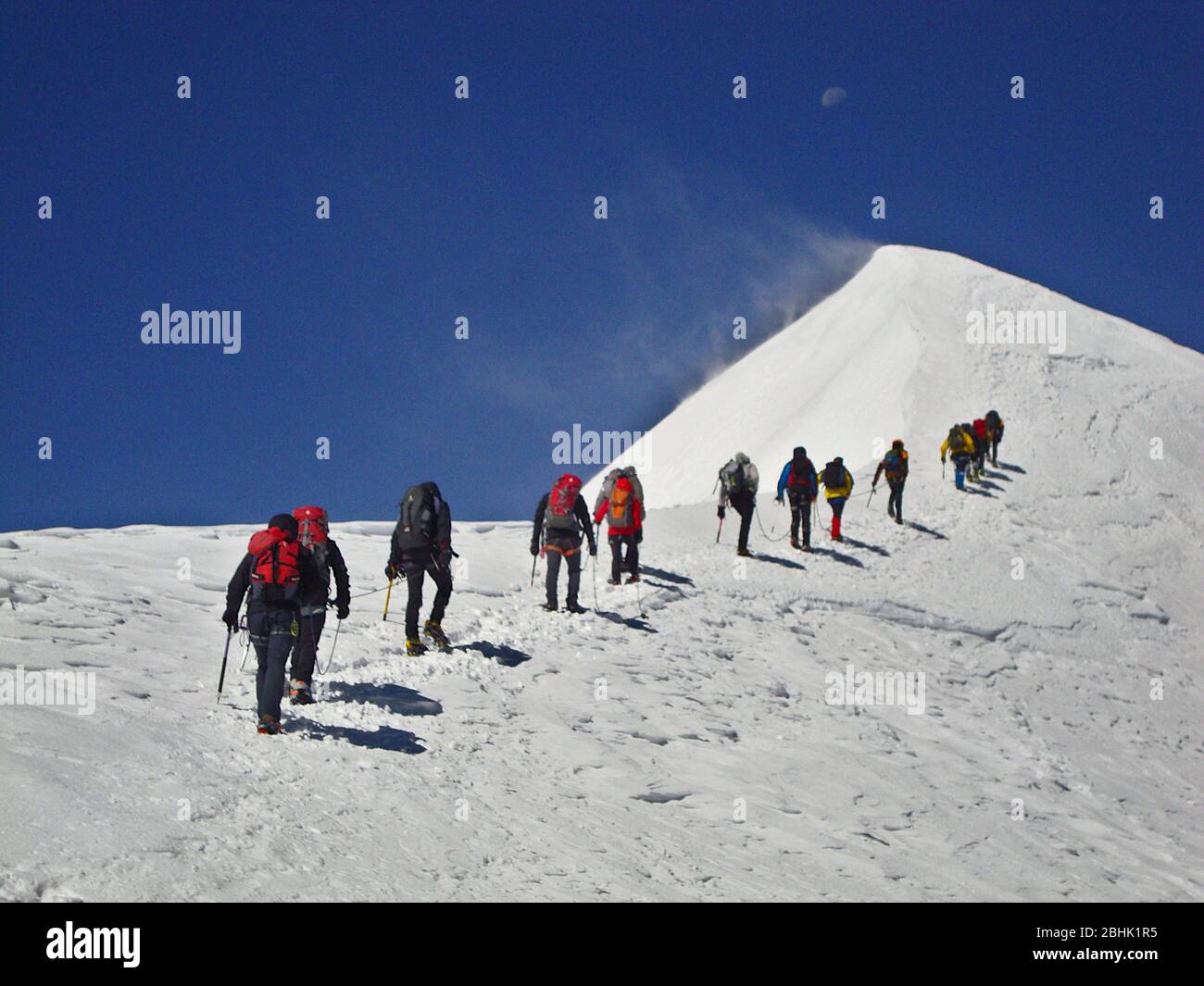 Windy alps hi-res stock photography and images - Alamy