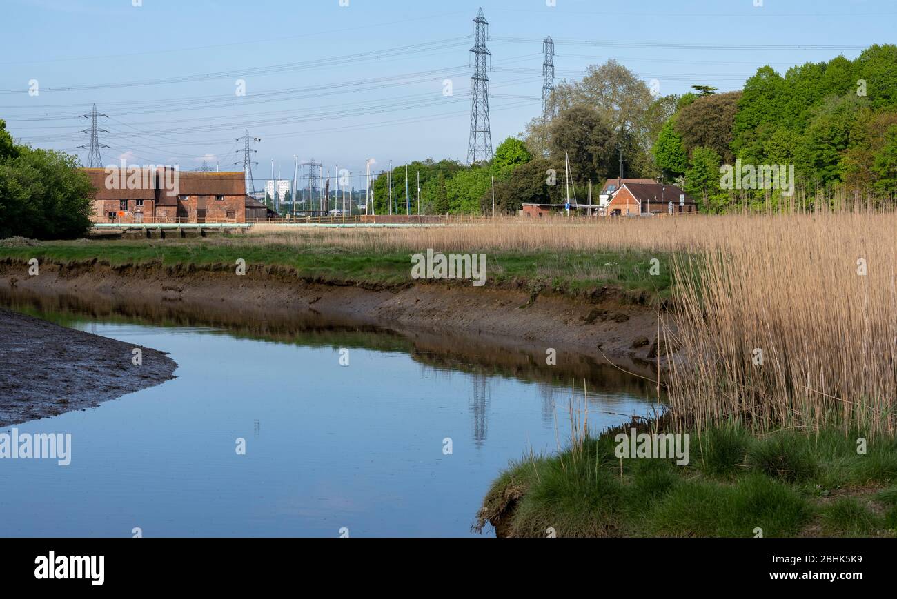 Eling and totton hi-res stock photography and images - Alamy