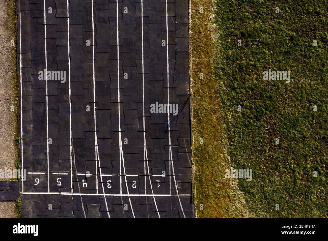 Running track texture with lane numbers, Running track background Stock ...