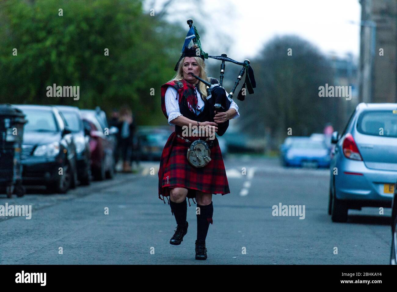 Female scottish piper plays bagpipes hi-res stock photography and ...