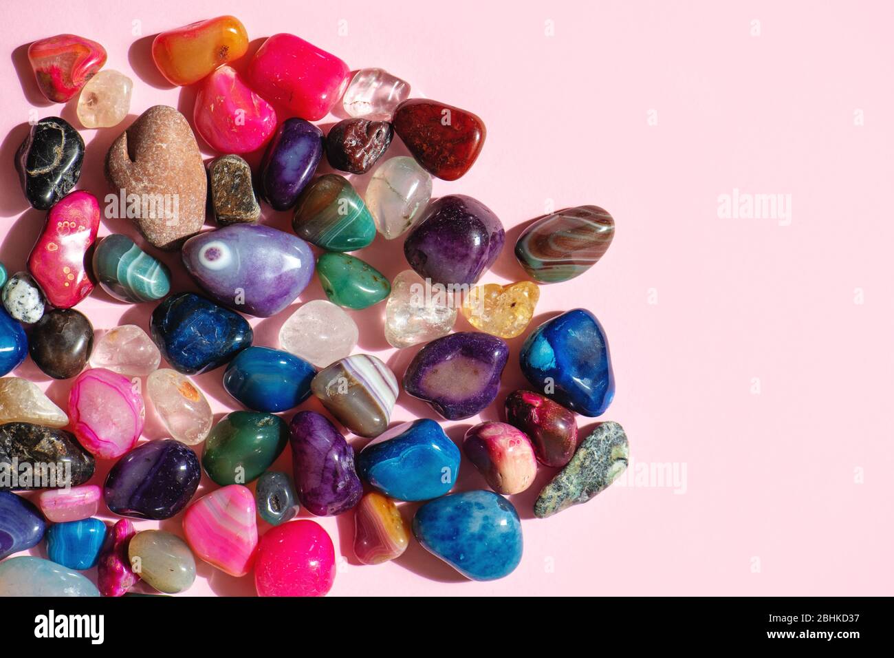 Pink gemstones hi-res stock photography and images - Alamy