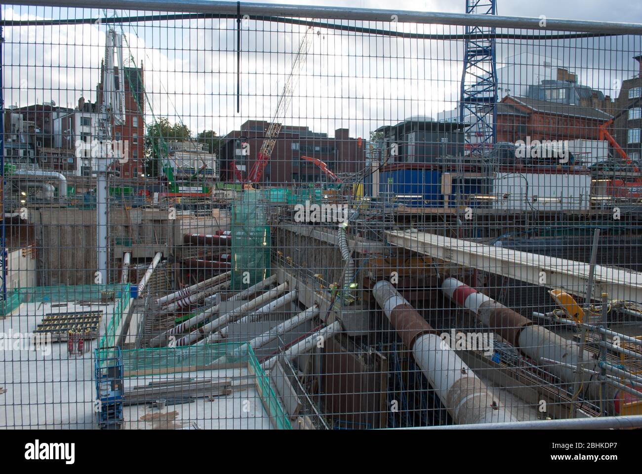 Crossrail Under Construction Tottenham Court Road Station, Oxford ...