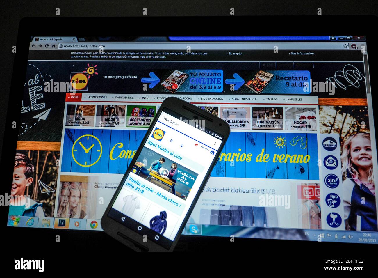 Lidl phone hi-res stock photography and images - Alamy