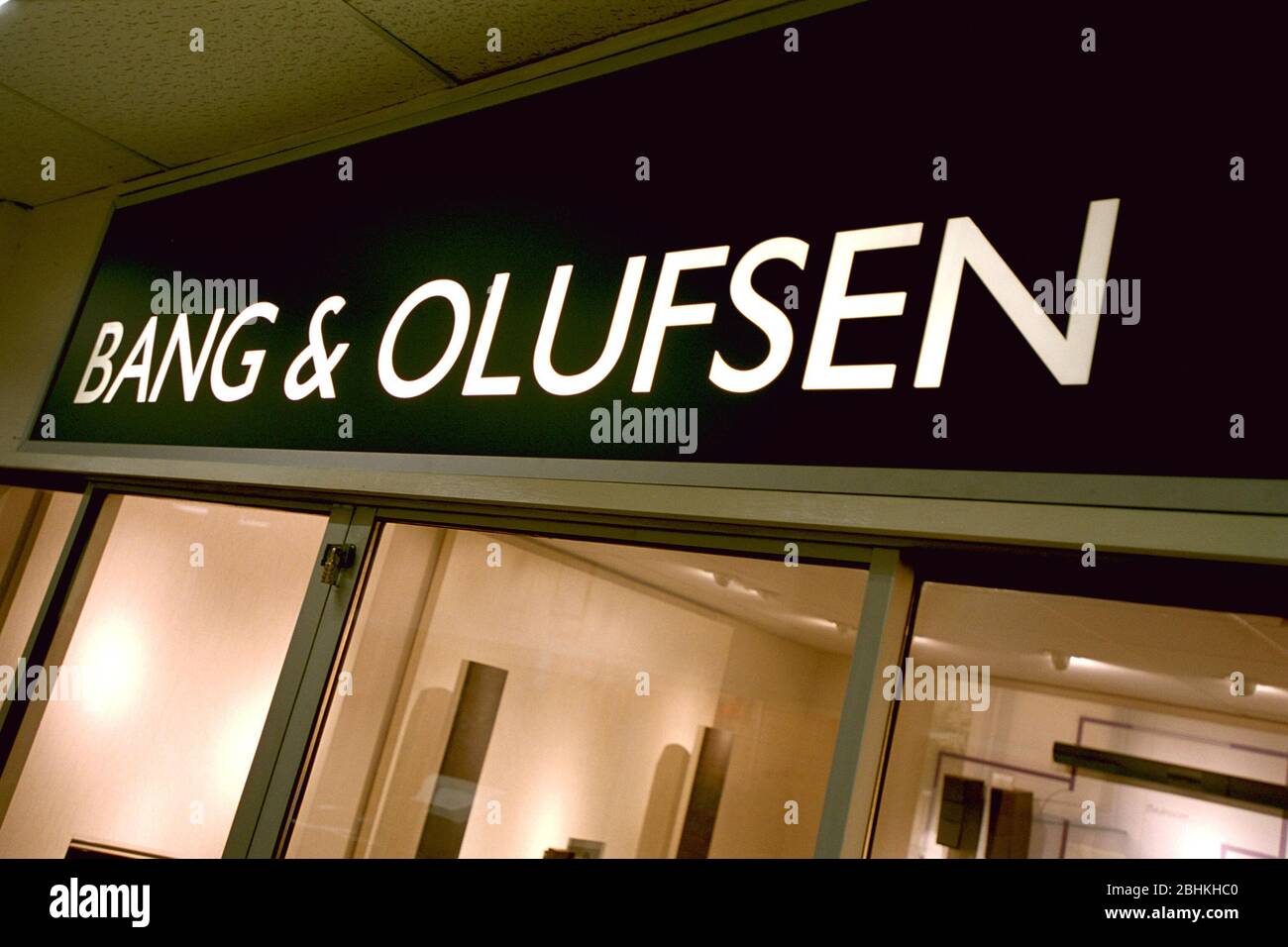 Bang olufsen tv hi-res stock photography and images - Alamy