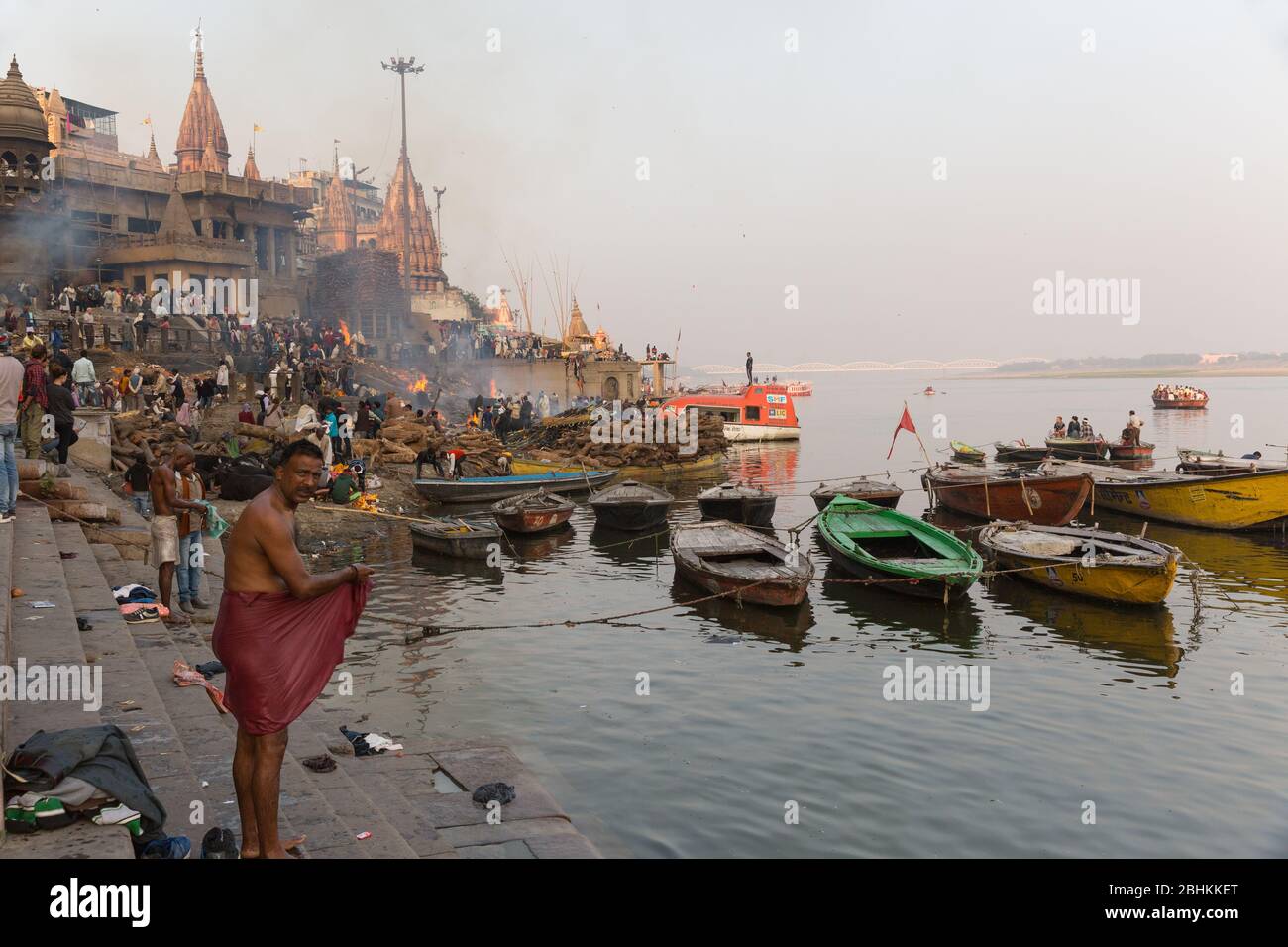Death ritual cremation hi-res stock photography and images - Alamy