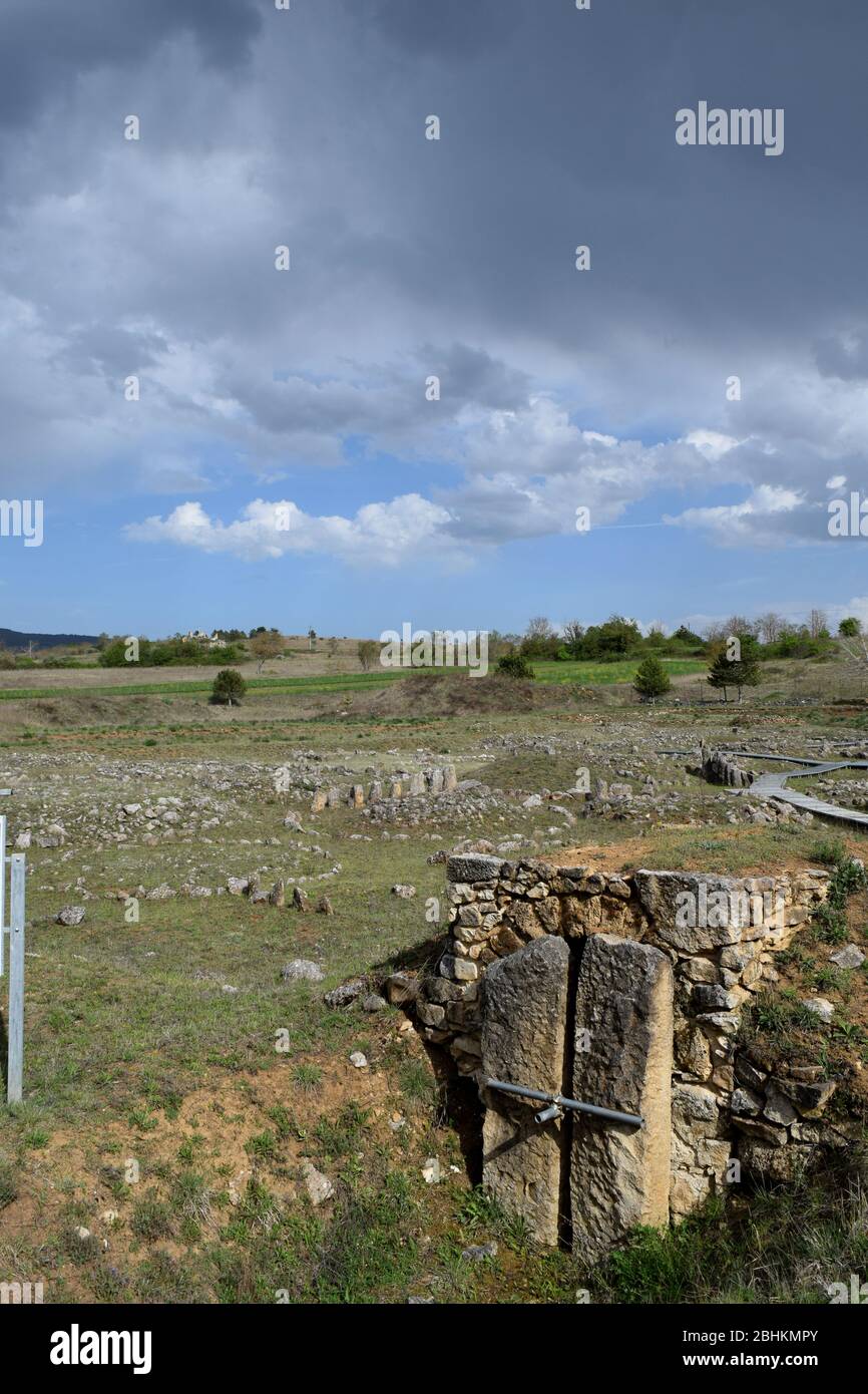 Fossa necropolis hi-res stock photography and images - Alamy