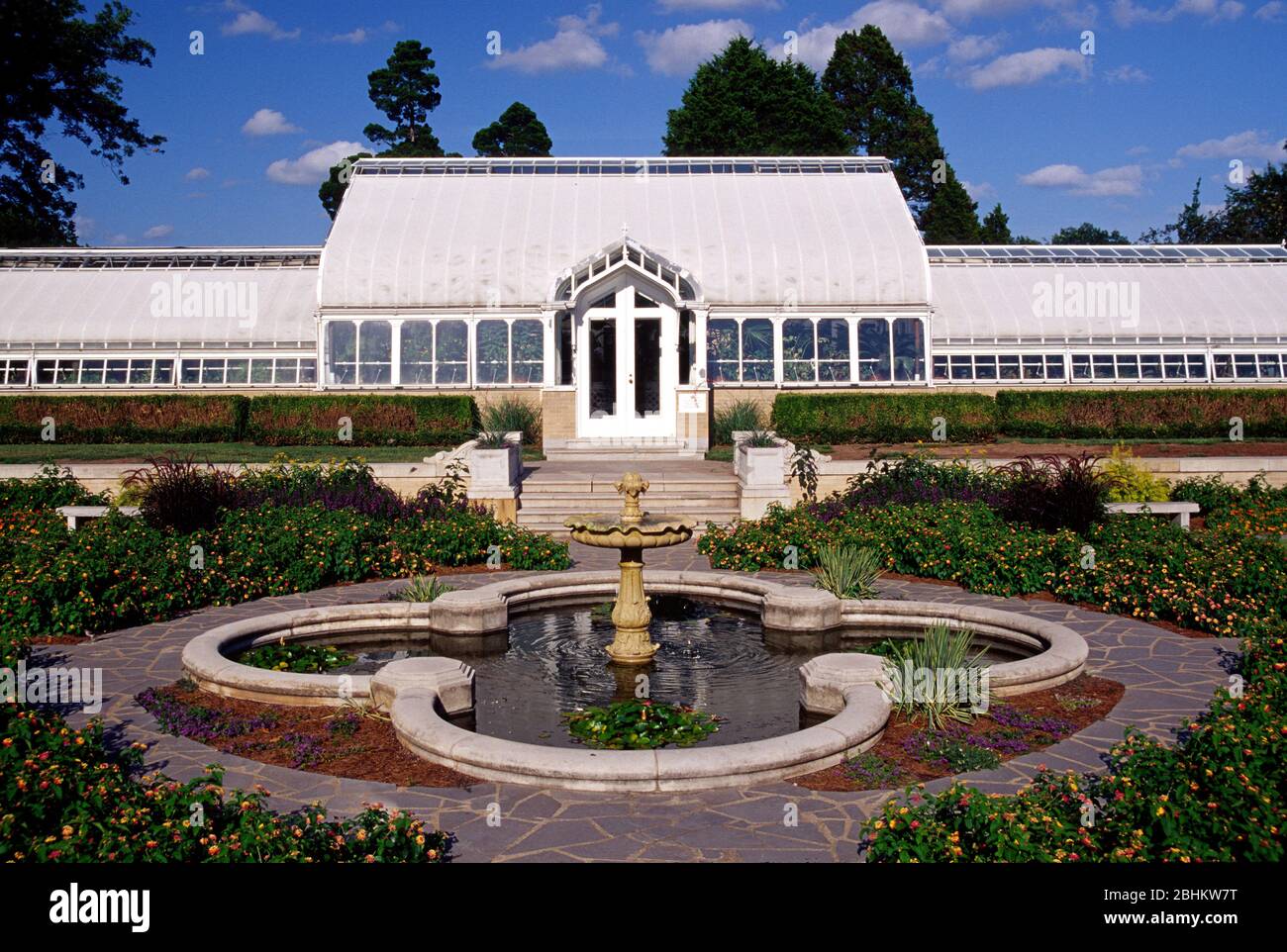 Conservatory fountain hi-res stock photography and images - Alamy