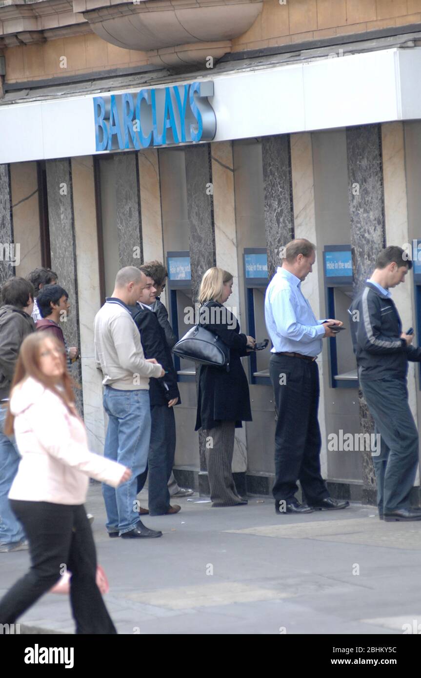 Barclays bank queue hi-res stock photography and images - Alamy