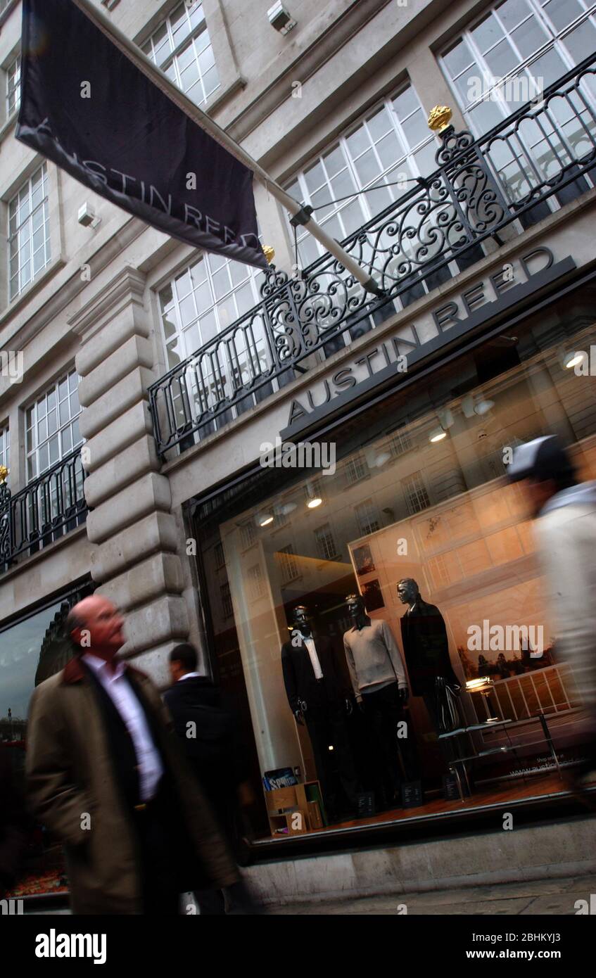 Austin reed shop hi-res stock photography and images - Alamy