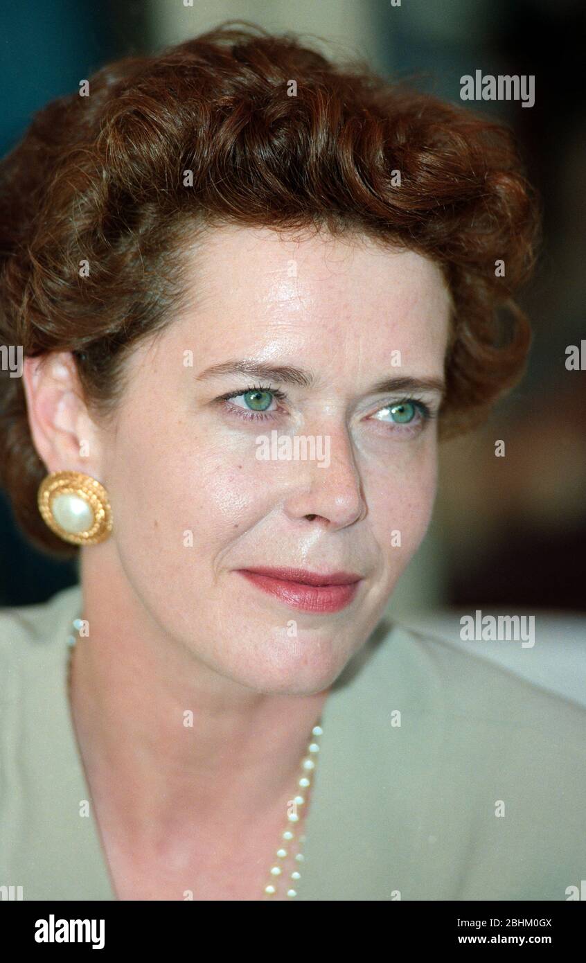 Sylvia kristel hi-res stock photography and images - Alamy