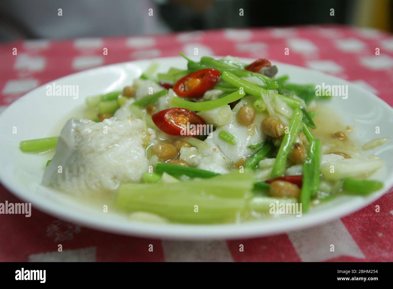 Close up shot of a plate of fried ocean sunfish at Yilan, Taiwan Stock ...