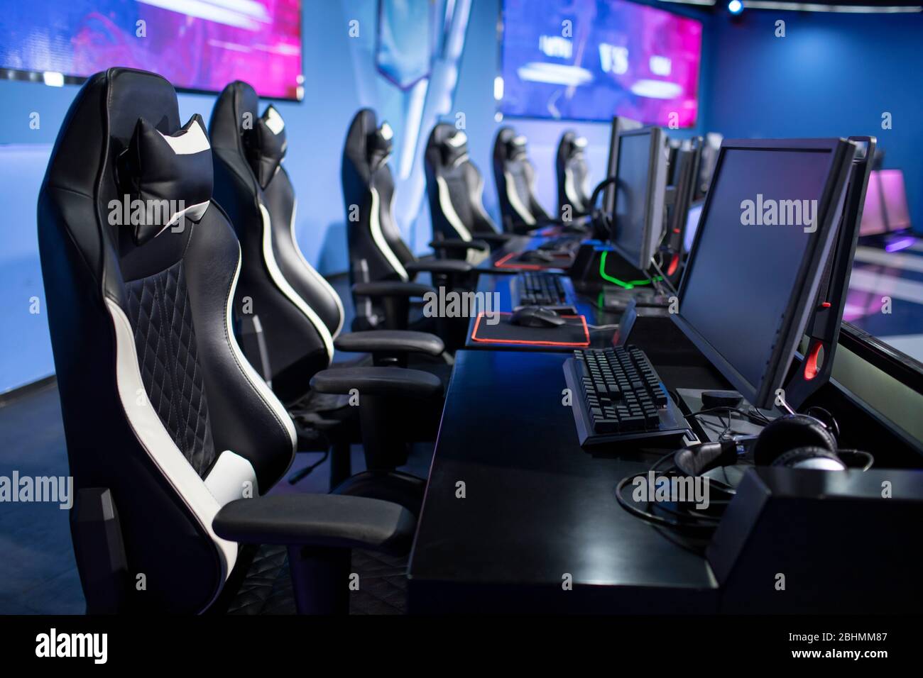Esports Arena High Resolution Stock Photography and Images - Alamy
