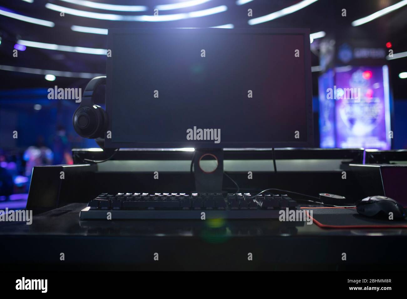 Computer in esports arena Stock Photo - Alamy