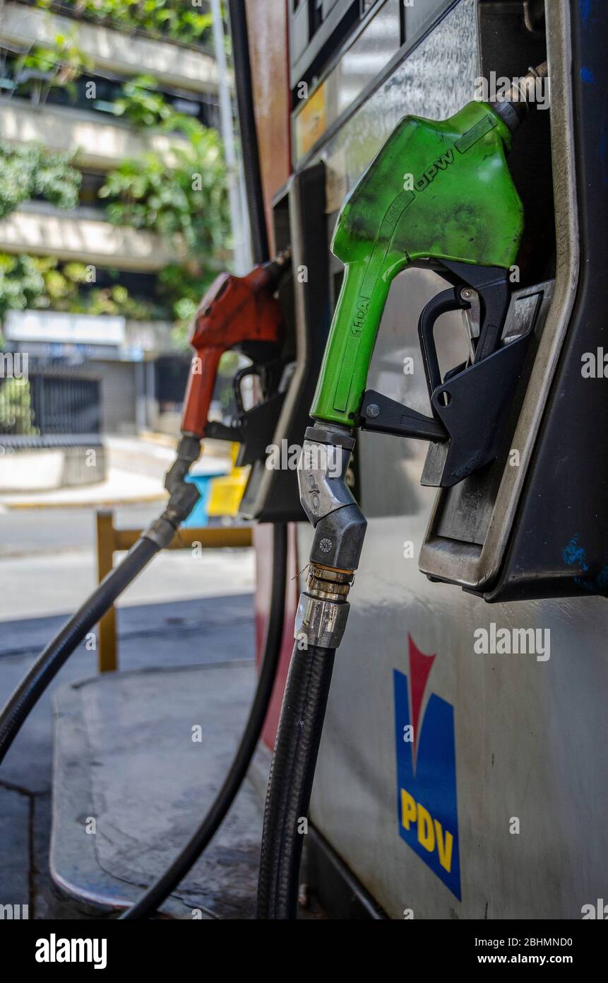 Fill up stations hi-res stock photography and images - Alamy