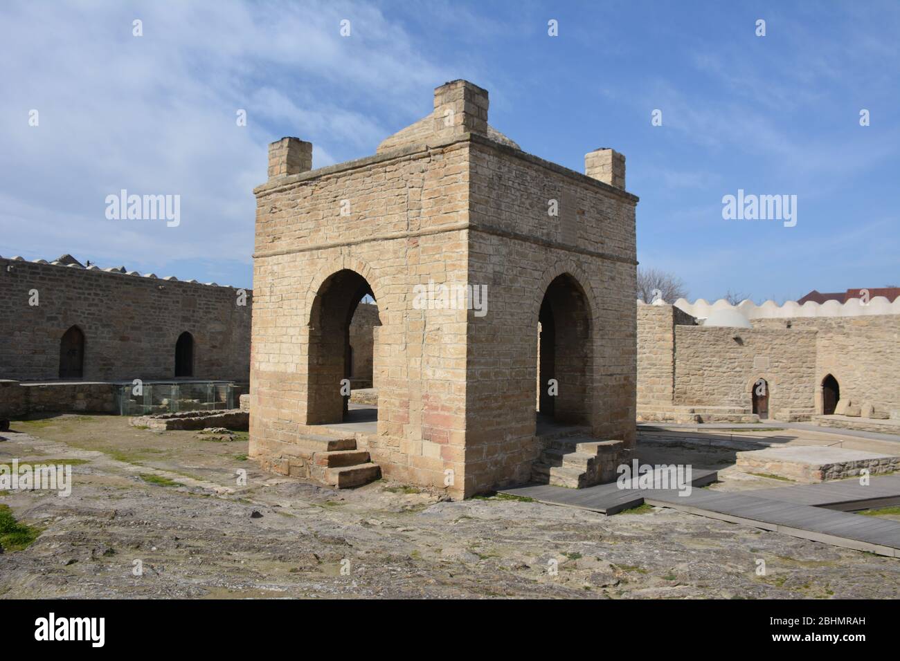 The 18th-century Zoroastrian Atesgah / Ateshgah Fire Temple in ...