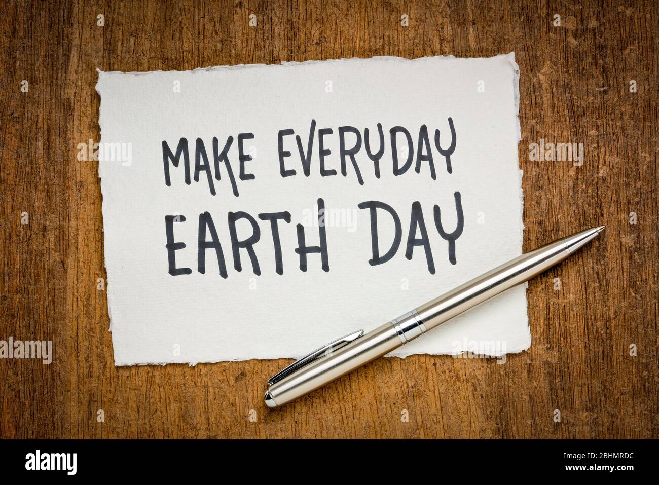 make everyday earth day inspirational note - handwriting on white ...