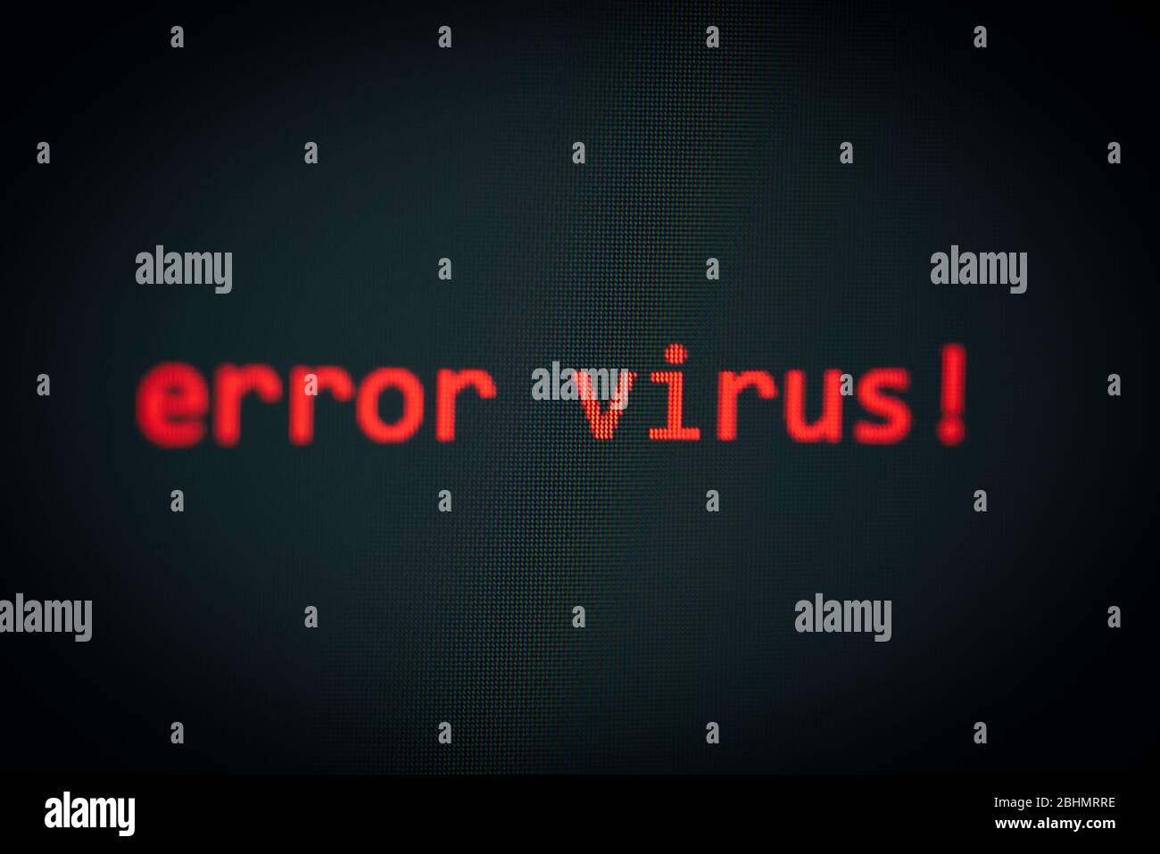 System crash warning error alert hi-res stock photography and images ...