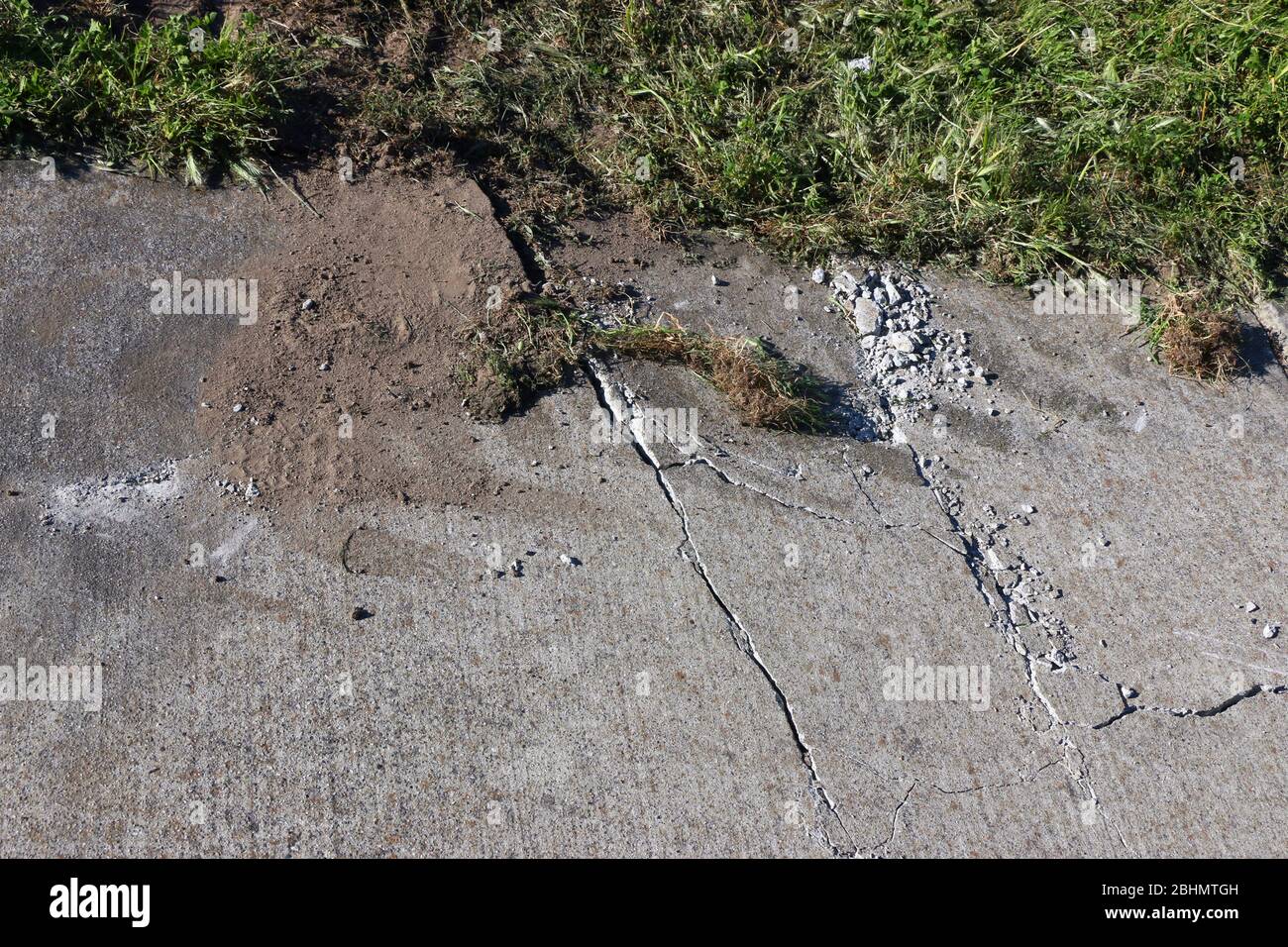 Pavement sidewalk footpath hi-res stock photography and images - Alamy