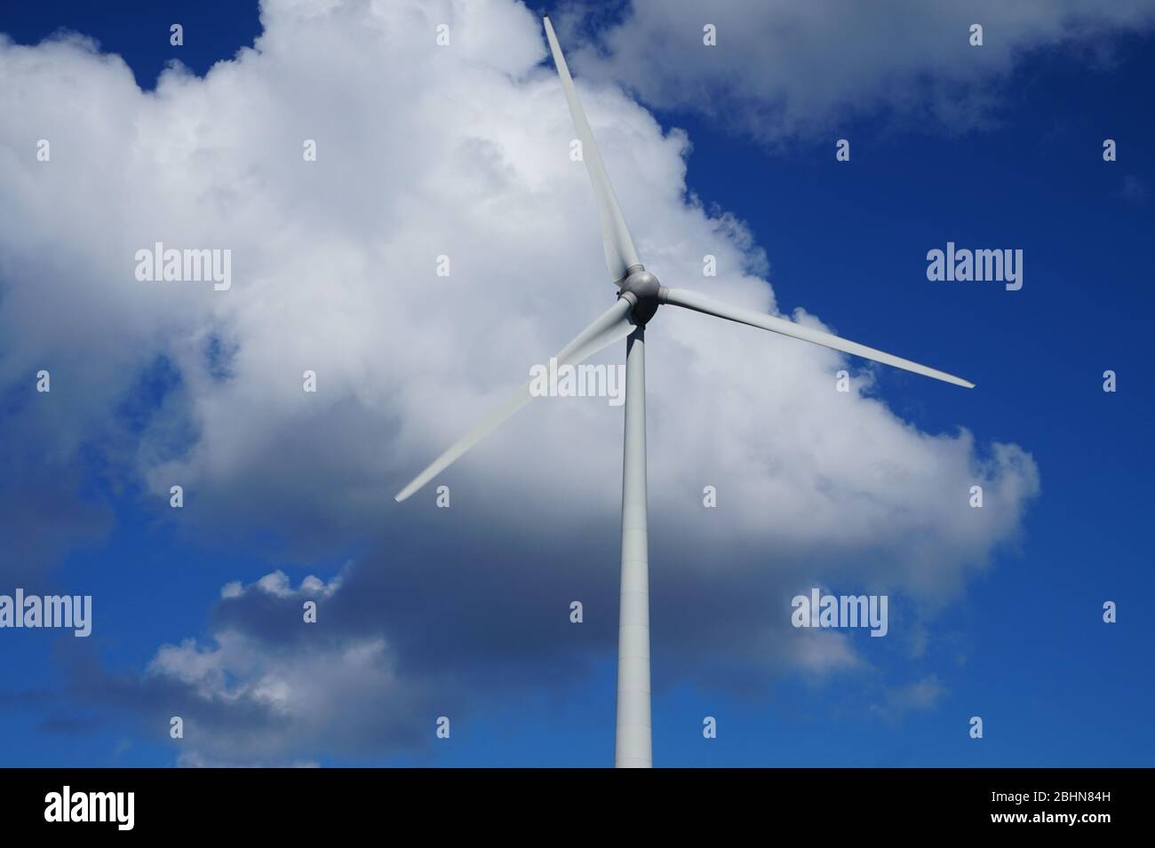 Wind turbine, power generator Stock Photo - Alamy