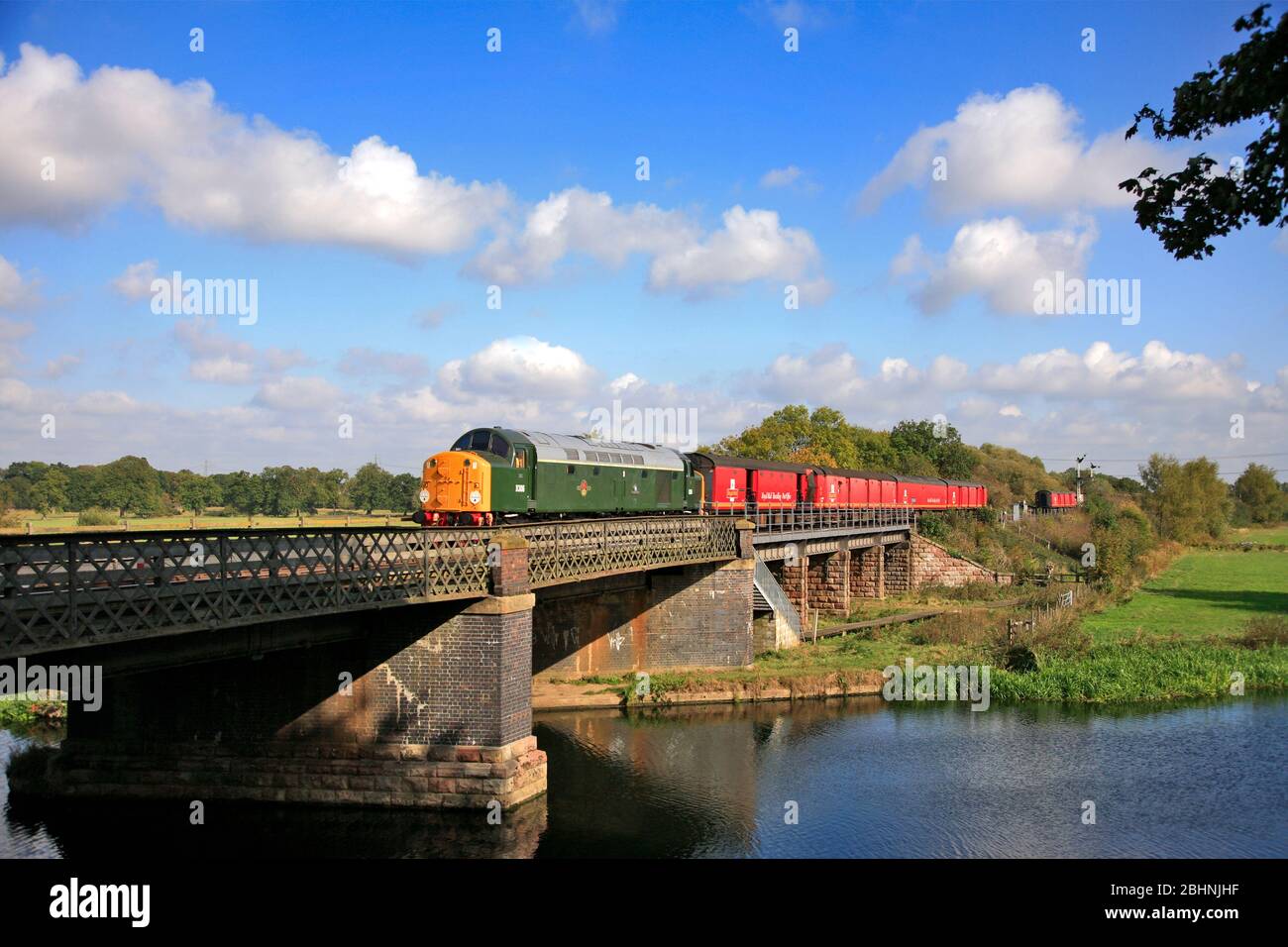 Preserved Class 40 locomotive D306 at Nene Valley Railway, Wansford ...