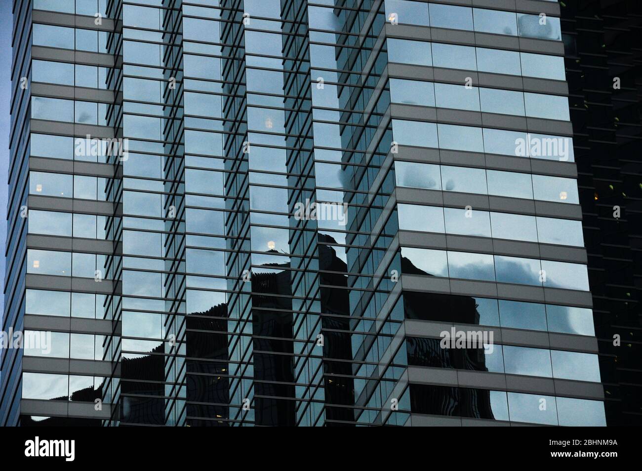 Skyscraper close up hi-res stock photography and images - Alamy