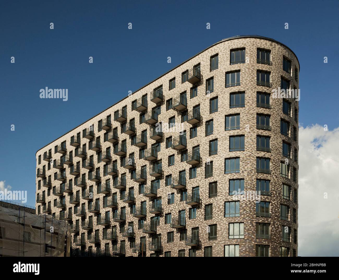 Real estate architecture hi-res stock photography and images - Alamy
