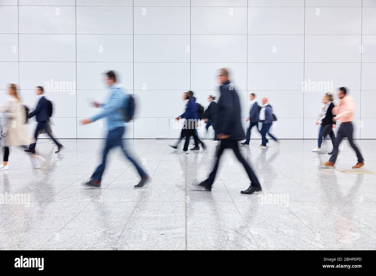 Anonymous people hi-res stock photography and images - Alamy