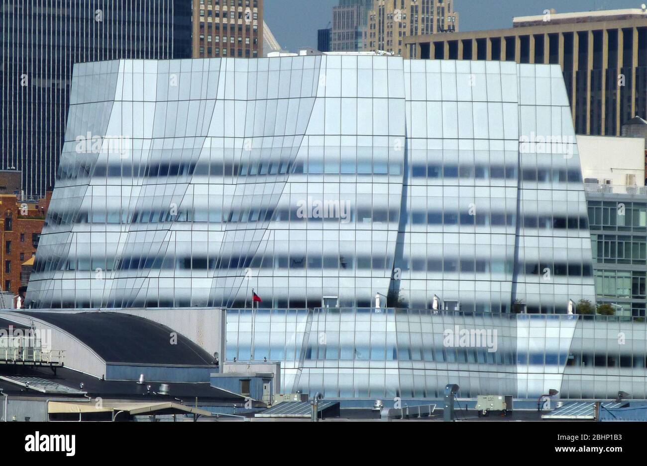 High rise building in downtown New York City, NY, USA Stock Photo - Alamy