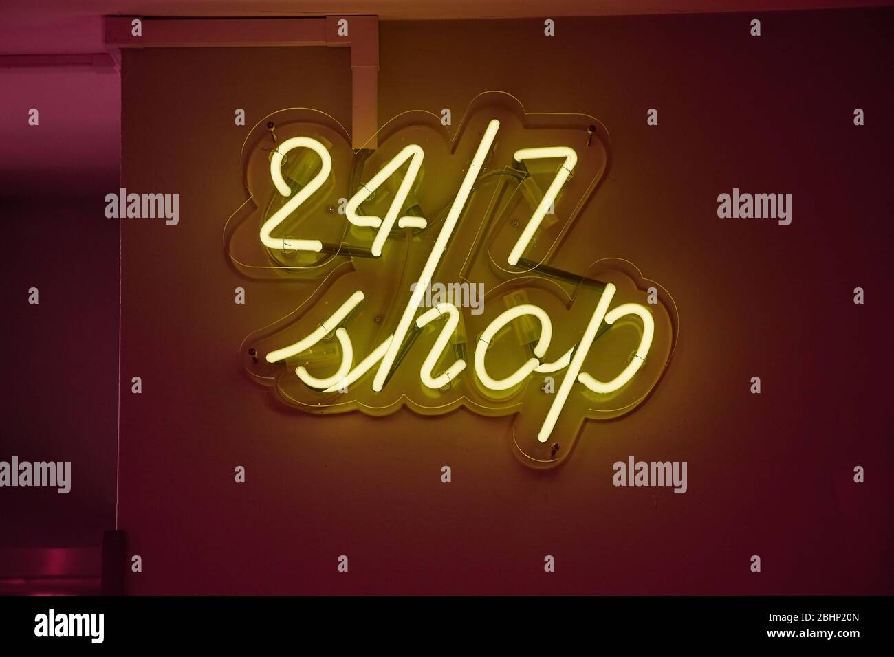 Twentyfour seven hi-res stock photography and images - Alamy